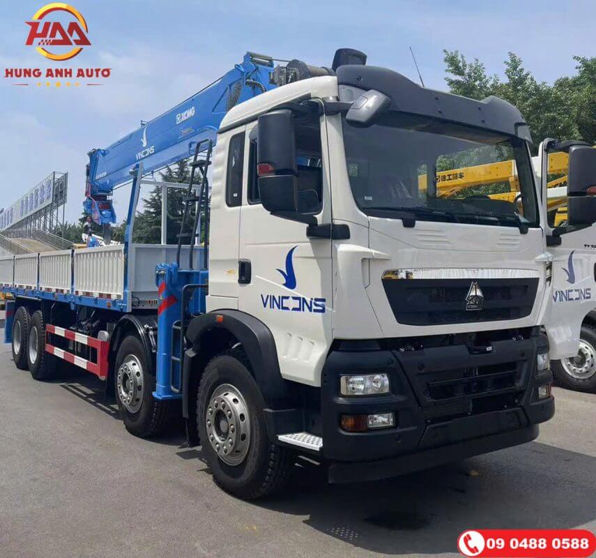 Xe tải Howo 4 chân gắn cẩu XCMG SQS500 – 6 20 Tấn